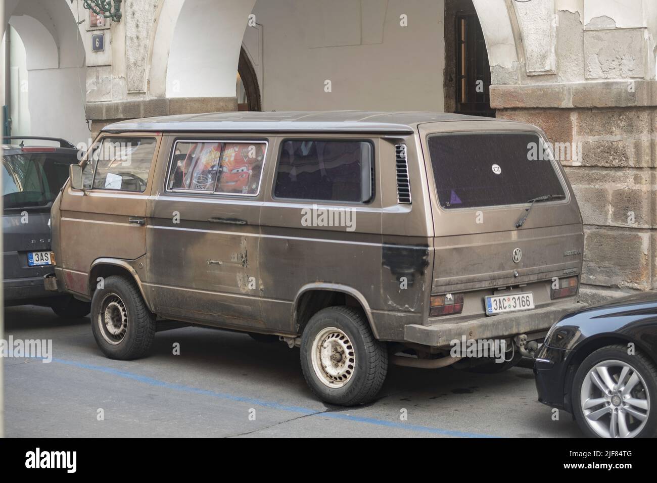 Nice classic vintage van in the street. Volkswagen T3 Stock Photo - Alamy