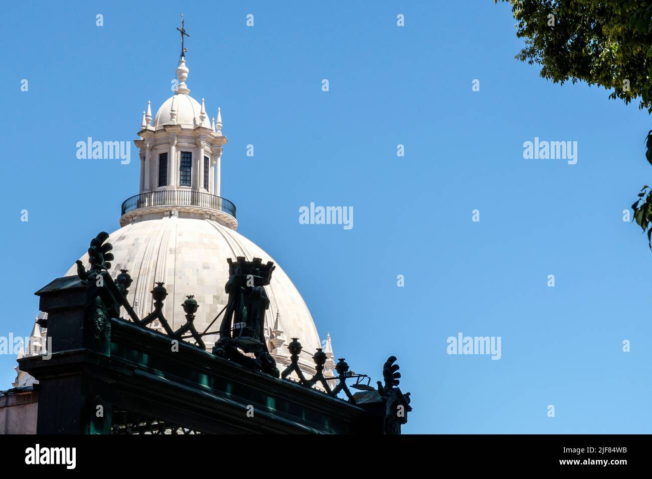 The city of Lisbon The National Pantheon | La ville de Lisbonne - Le ...