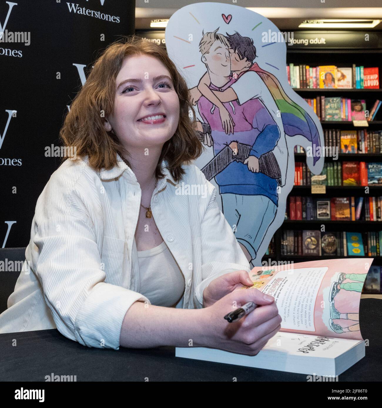 London, UK. 30 June 2022. Writer Alice Oseman at a photocall and ...