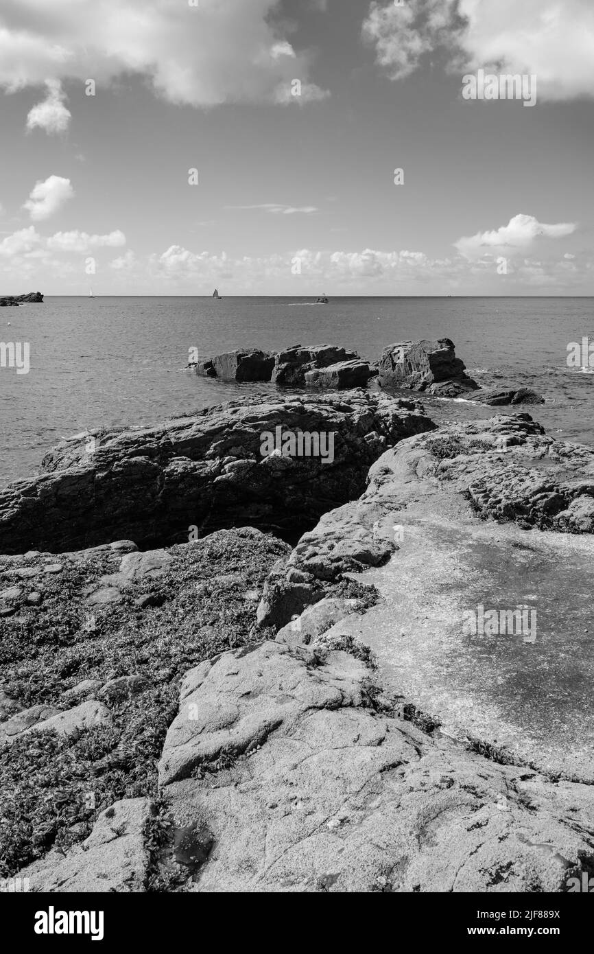 View of Mousehole, Cornwall on a sunny June morning Stock Photo - Alamy