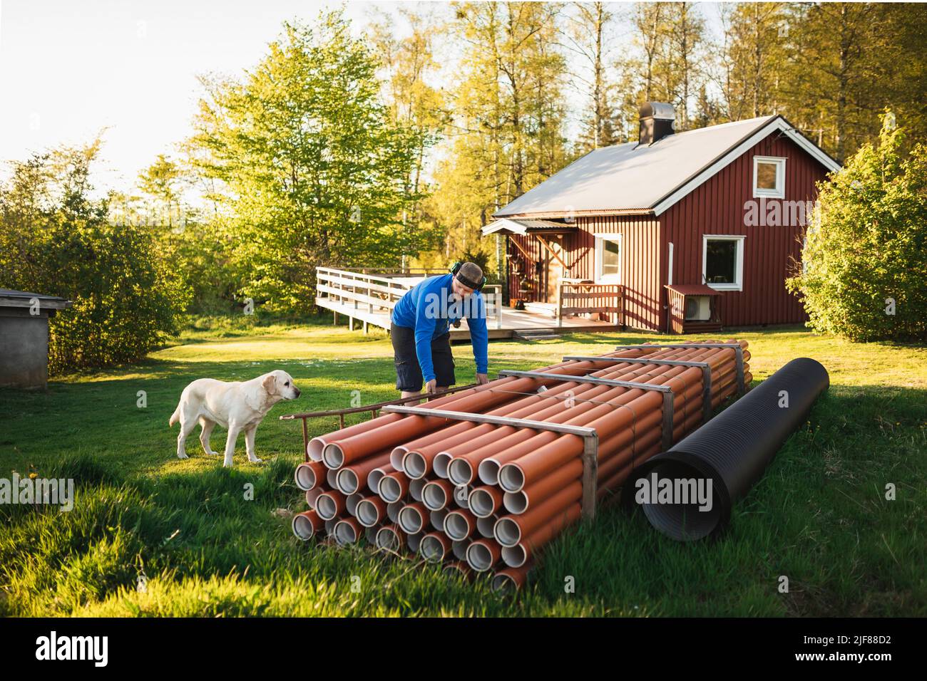 Young farmer farmers hi-res stock photography and images - Alamy