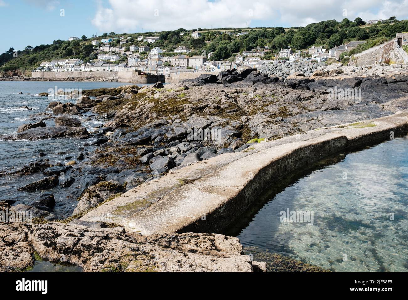 Tidal pool at mousehole hi-res stock photography and images - Alamy