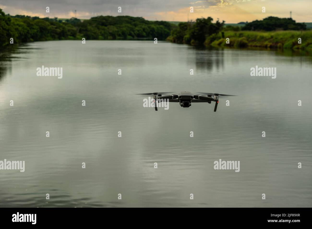 River 4k photo hi-res stock photography and images - Alamy