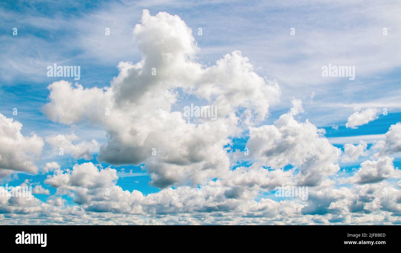 Before wind storm hi-res stock photography and images - Alamy