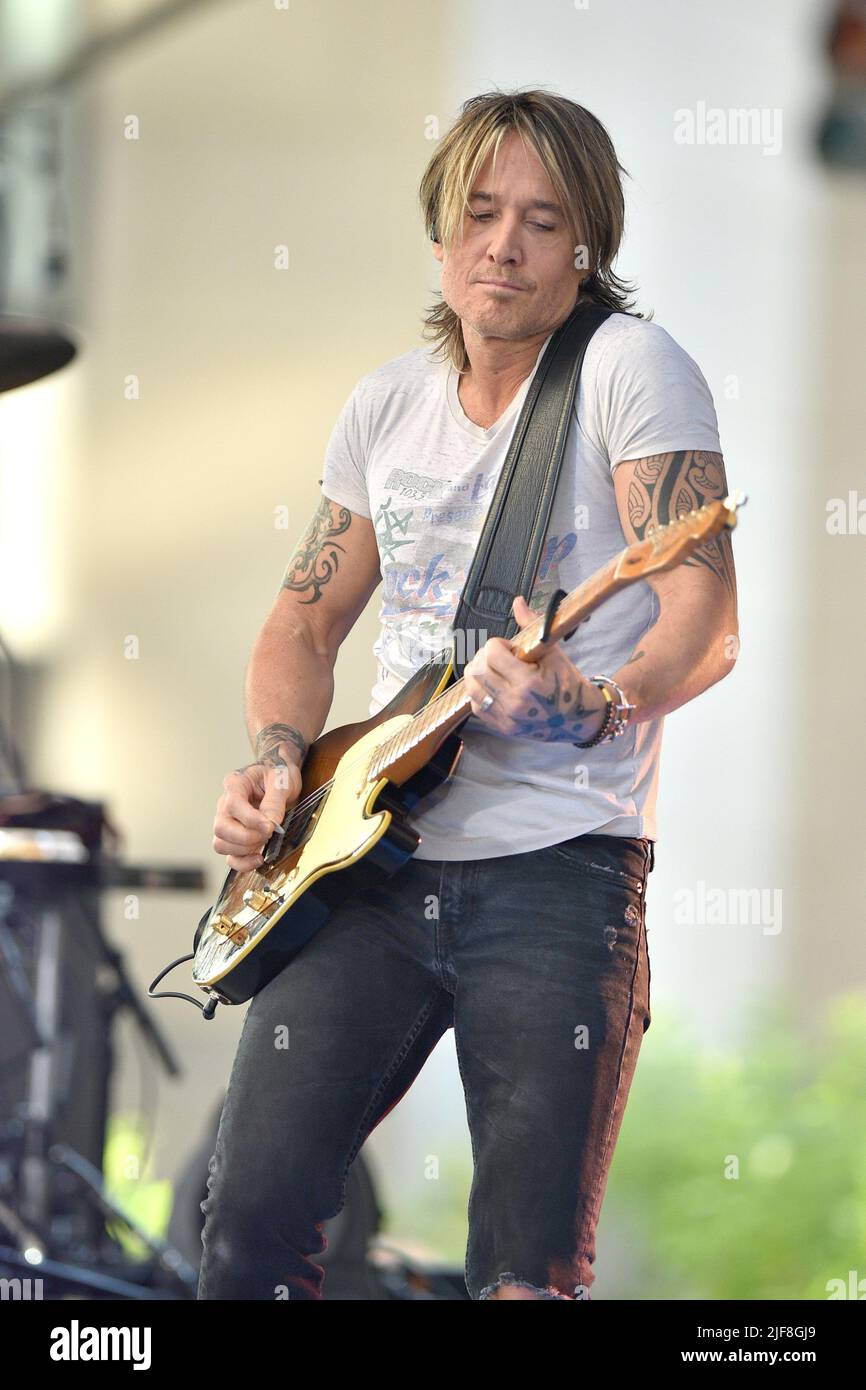New York, NY, USA. 30th June, 2022. Keith Urban on stage for NBC Today ...