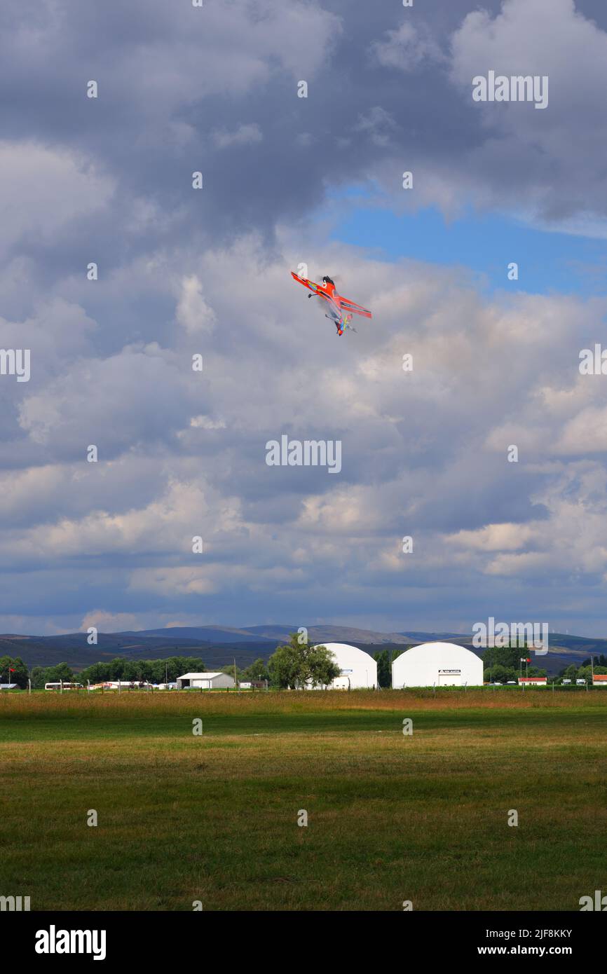 Rc airshow hi-res stock photography and images - Alamy