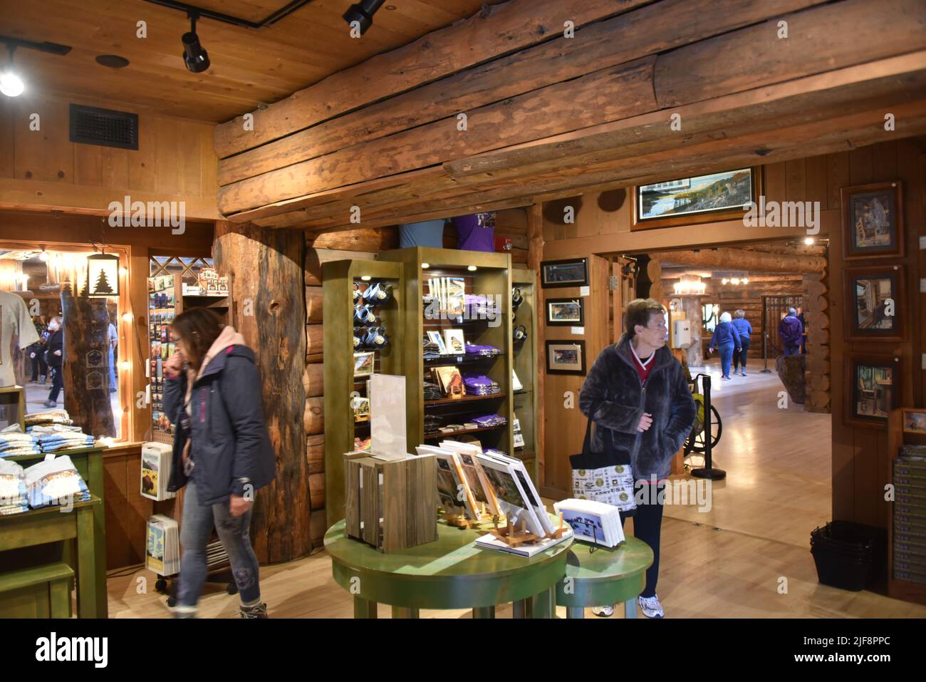 Yellowstone National Park, U.S.A. 5/21-24/2022. Old Faithfull Inn ...