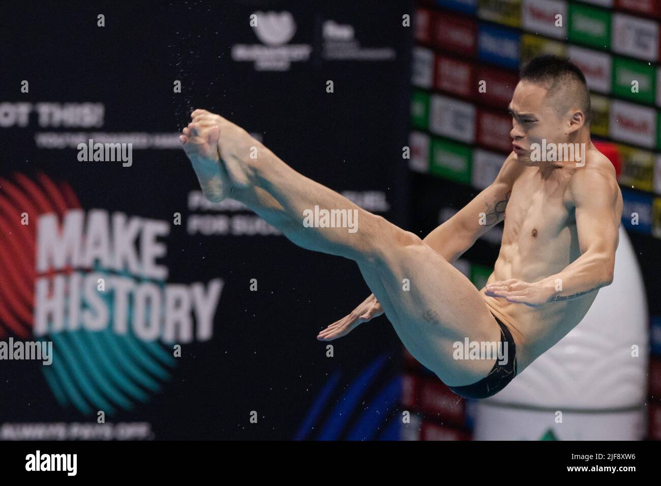 Budapest, Hungary. 30th June, 2022. Li Shixin of Australia competes ...