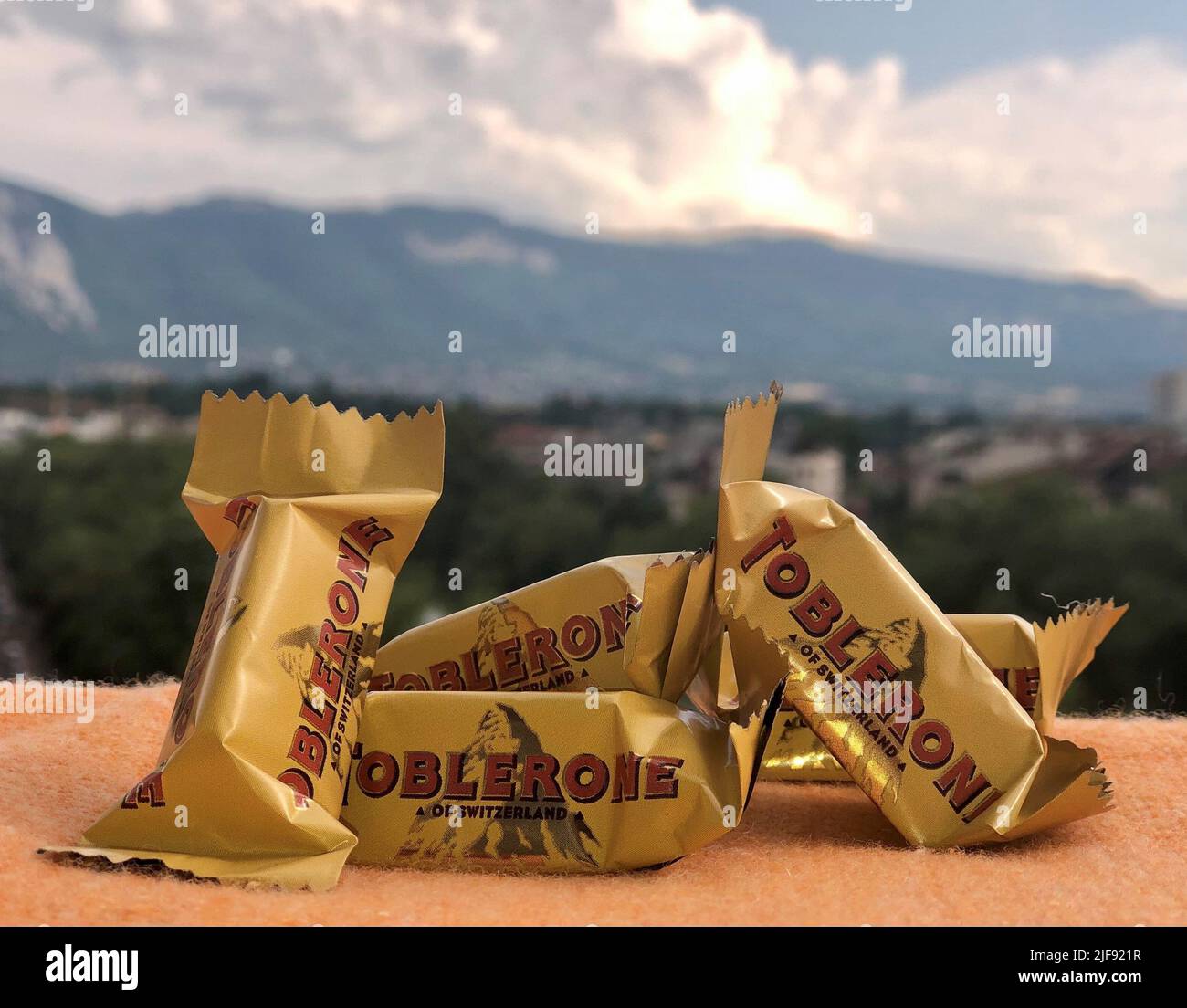 Genf, Switzerland. 30th June, 2022. The packaging of the smaller ...