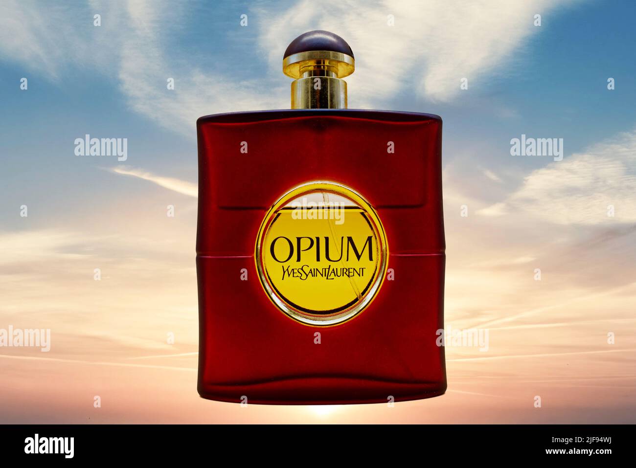 Yves saint laurent opium hi-res stock photography and images - Alamy