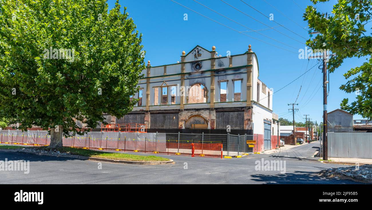 The burnt out shell of the historic Byron Arcade in Inverell, northern ...