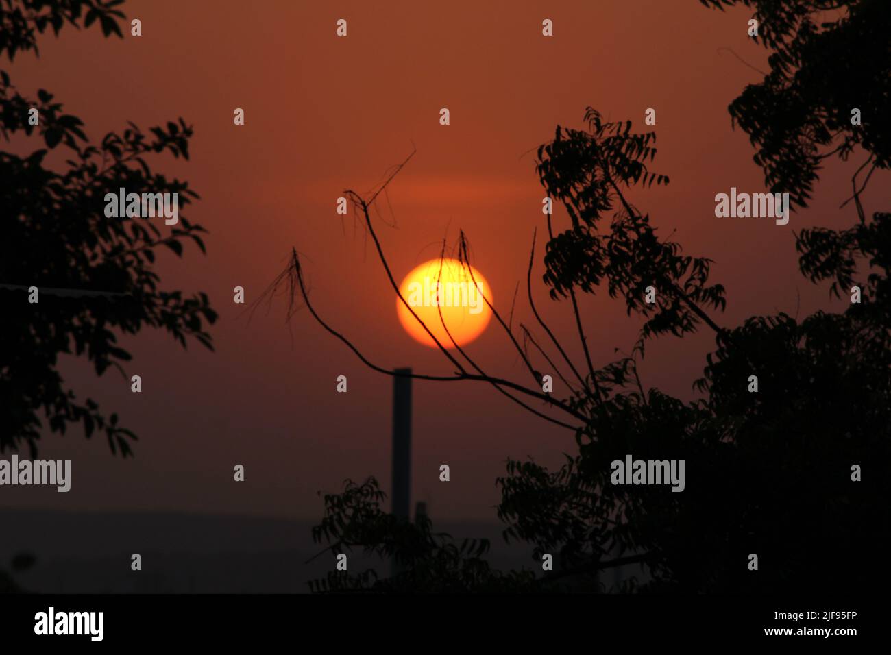 Strong sunset hi-res stock photography and images - Alamy