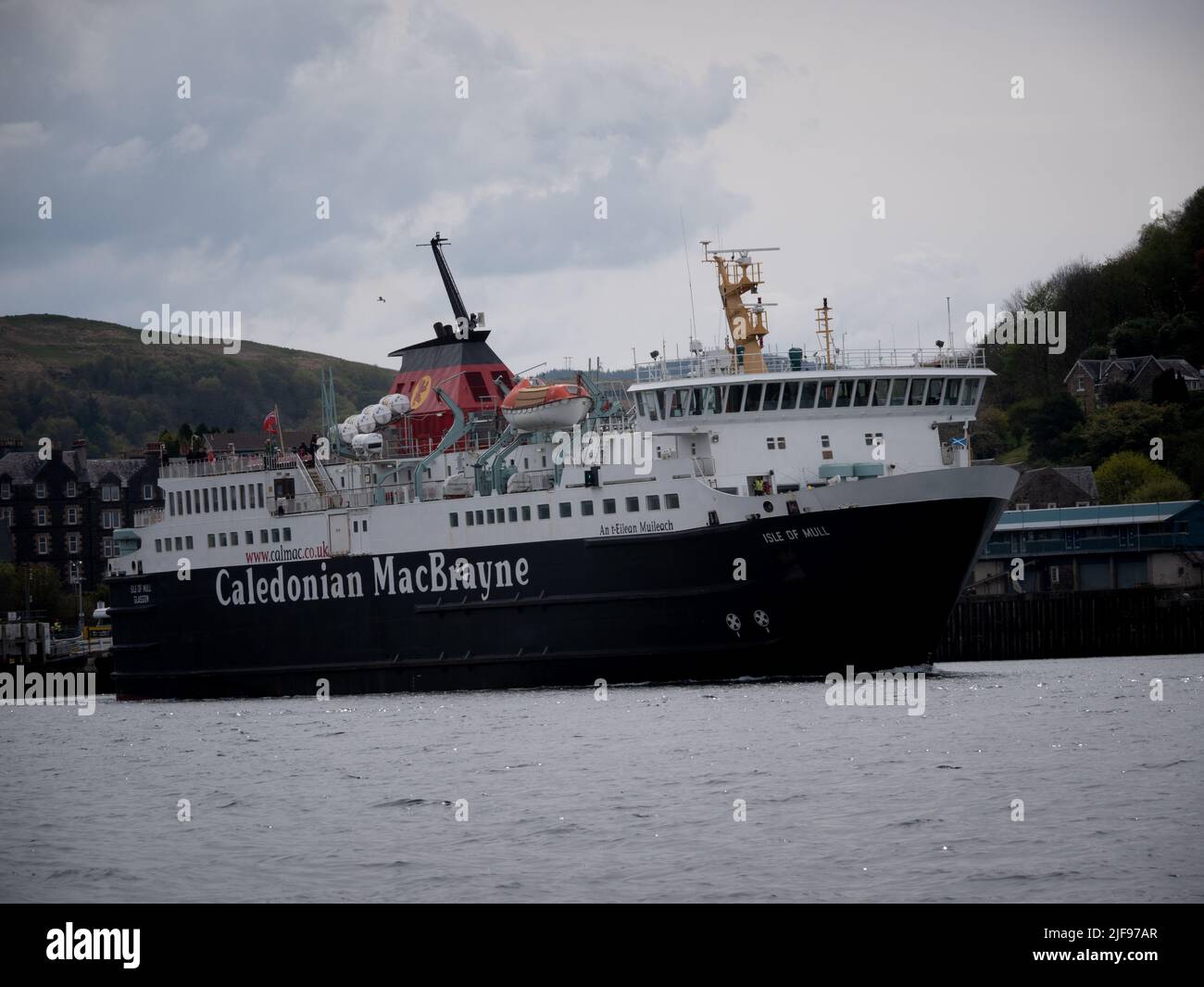 Calmac ferry mv isle of mull hi-res stock photography and images - Alamy