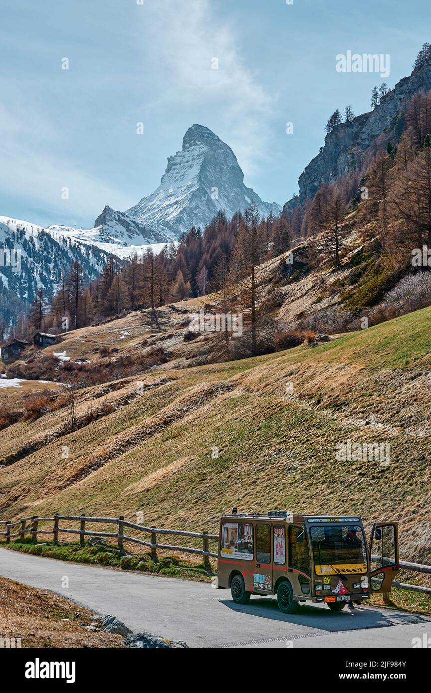 Zermatt town center winter hi-res stock photography and images - Alamy