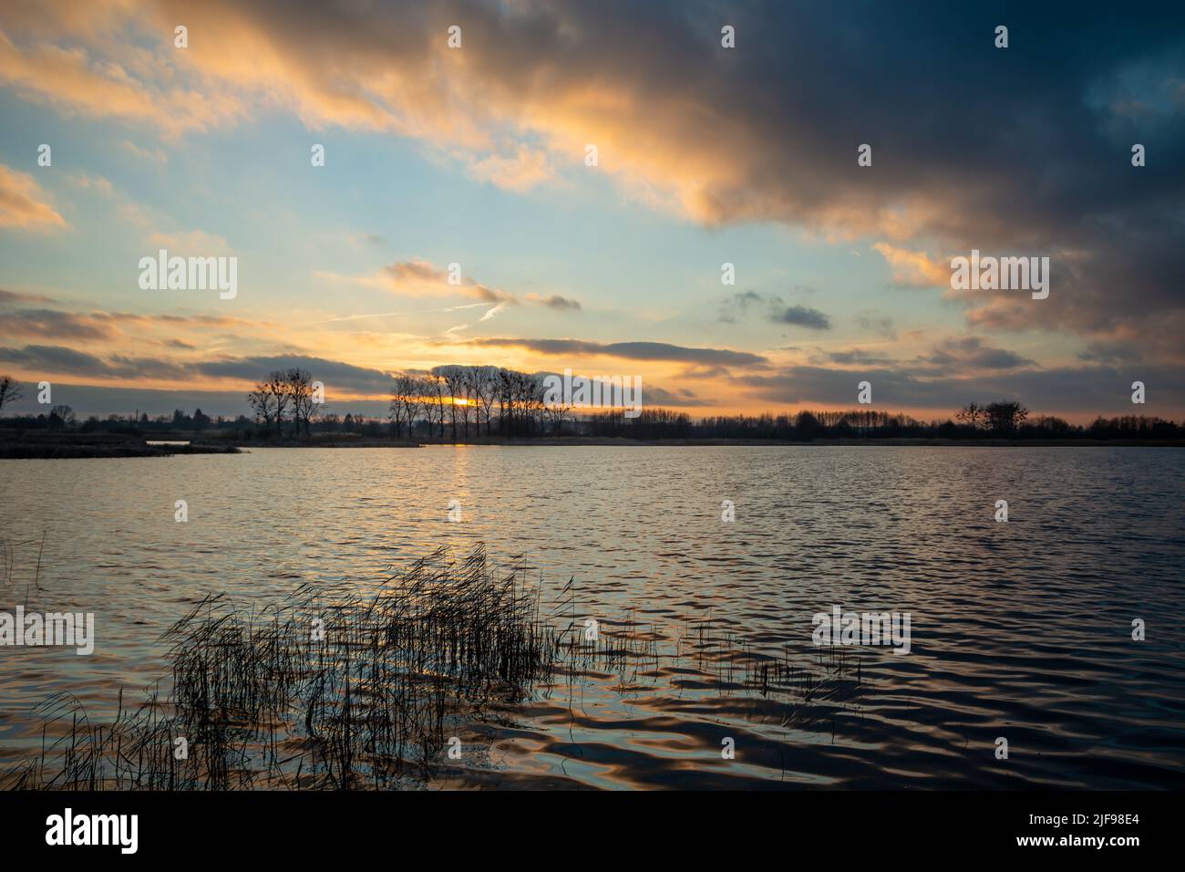 Moody cloud sunset hi-res stock photography and images - Alamy