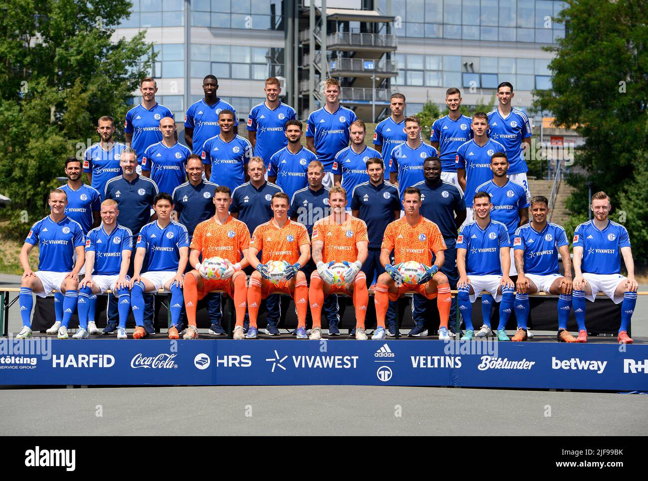 Team photo top row from left to right: Sebastian Polter, Ibrahima Cisse ...