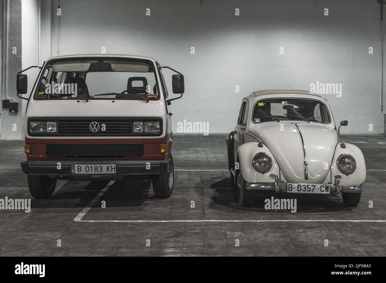 Nice classic vintage van in the street. Volkswagen T3 Stock Photo - Alamy
