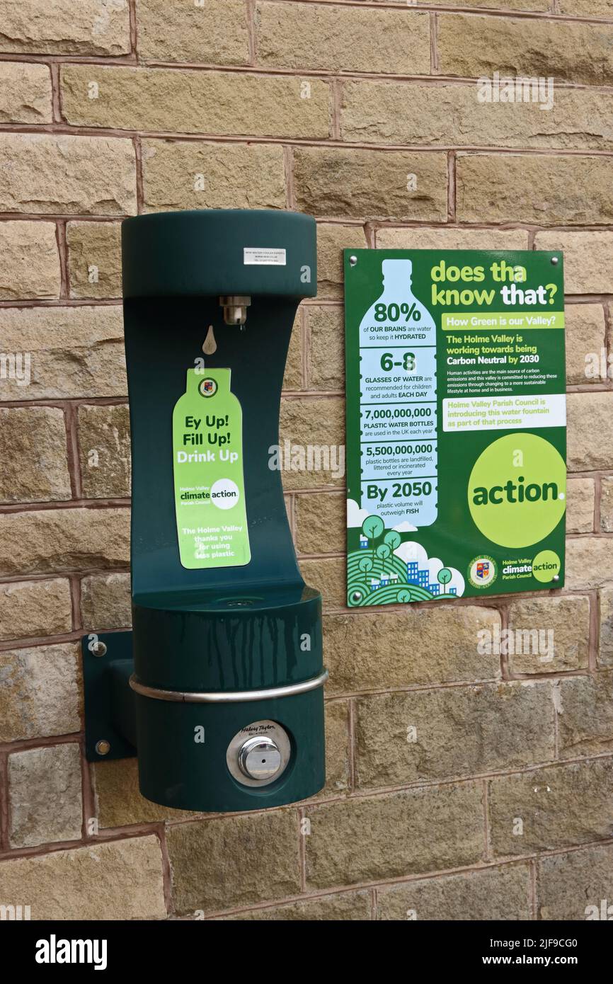 Free water bottle fill-up station, Holmfirth Stock Photo - Alamy