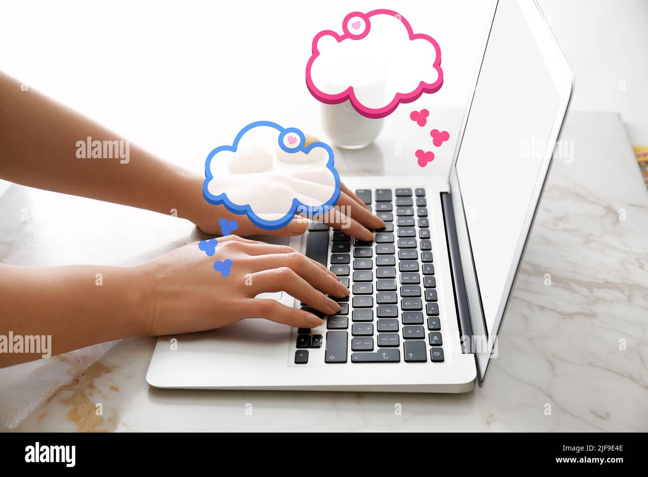 Laptop woman chat bubble hi-res stock photography and images - Alamy