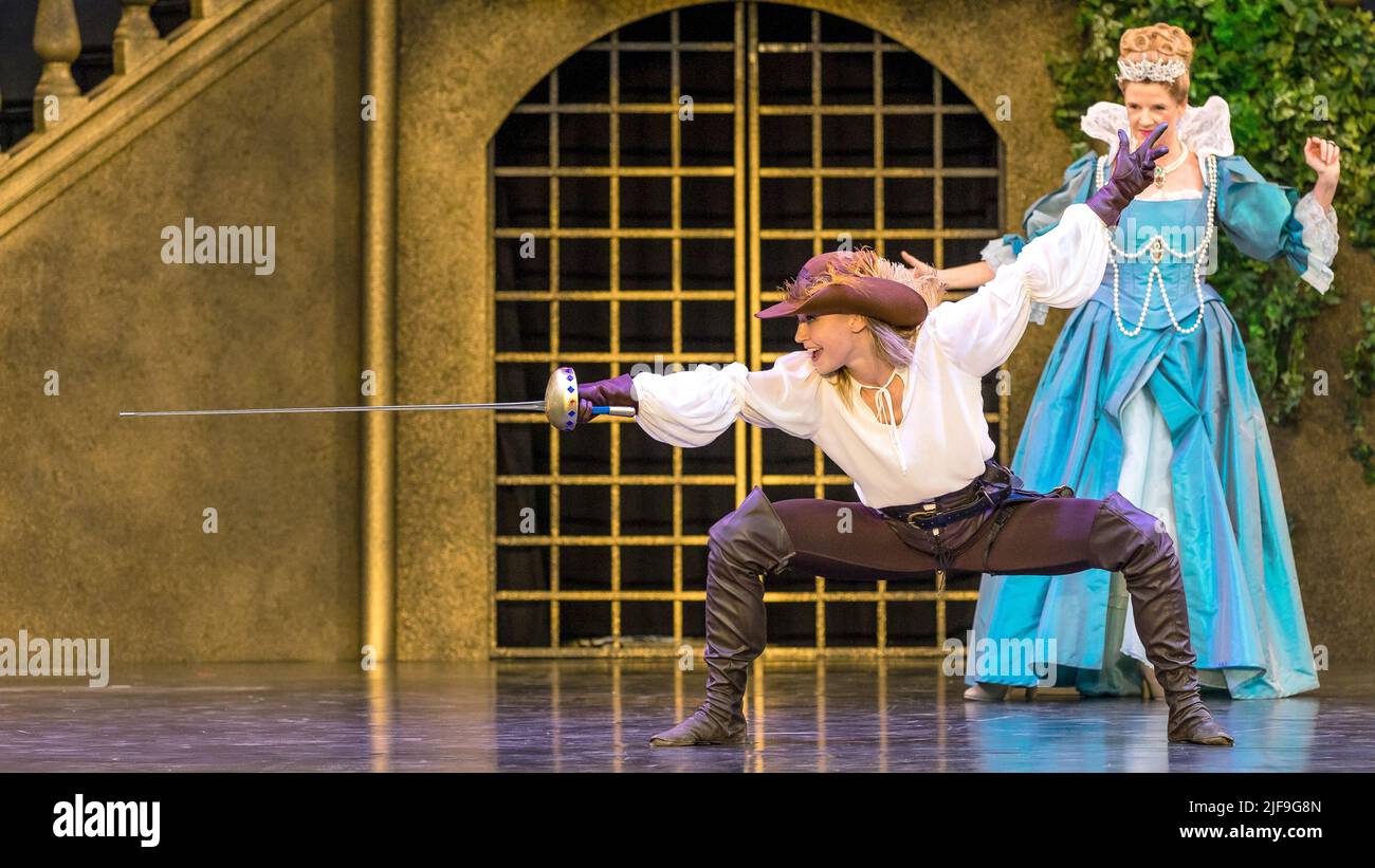 Cottbus, Germany. 24th June, 2022. Emily Downs (l) as D'Artagnan and ...