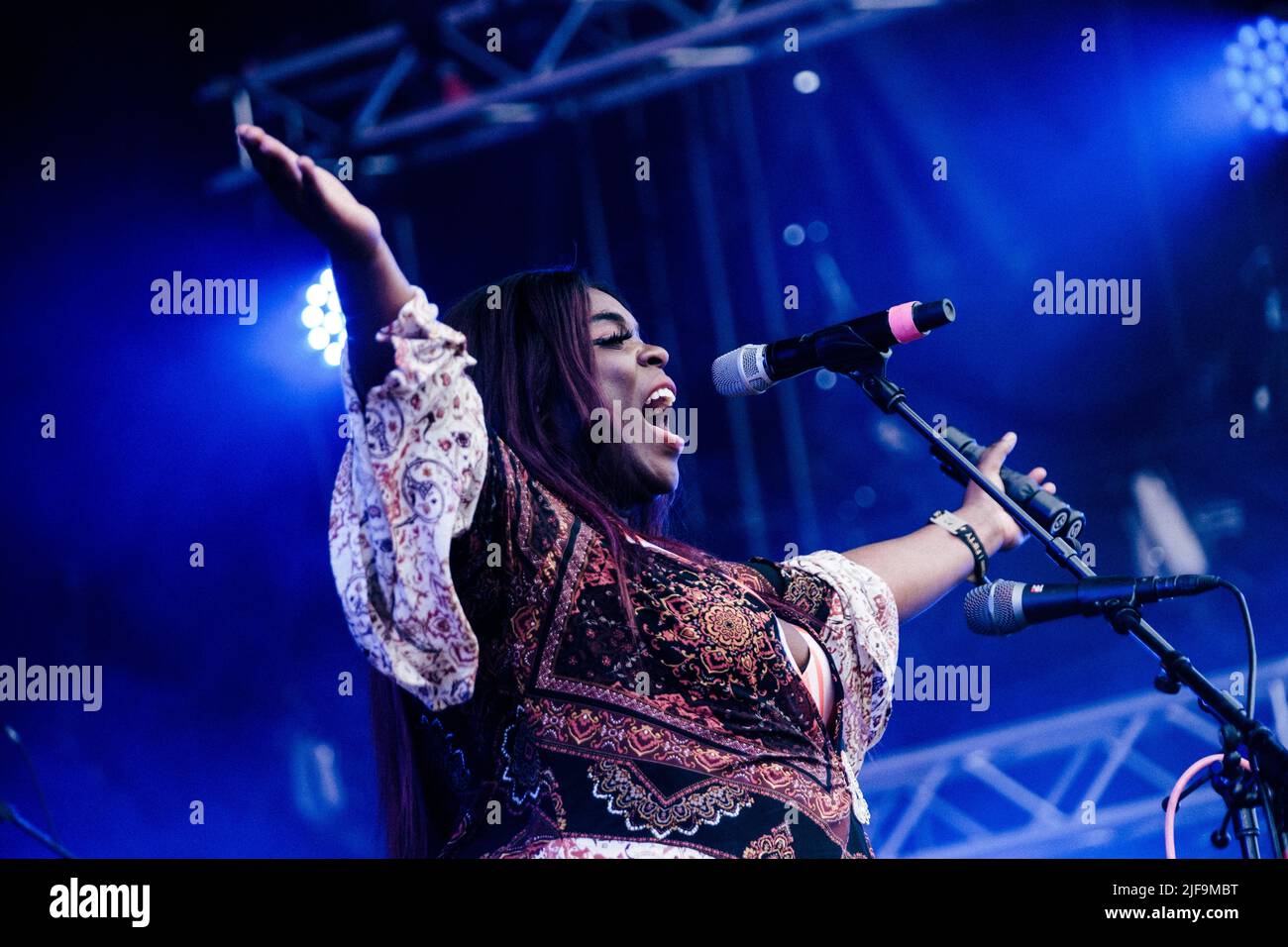Yolanda quartey singer hi-res stock photography and images - Alamy