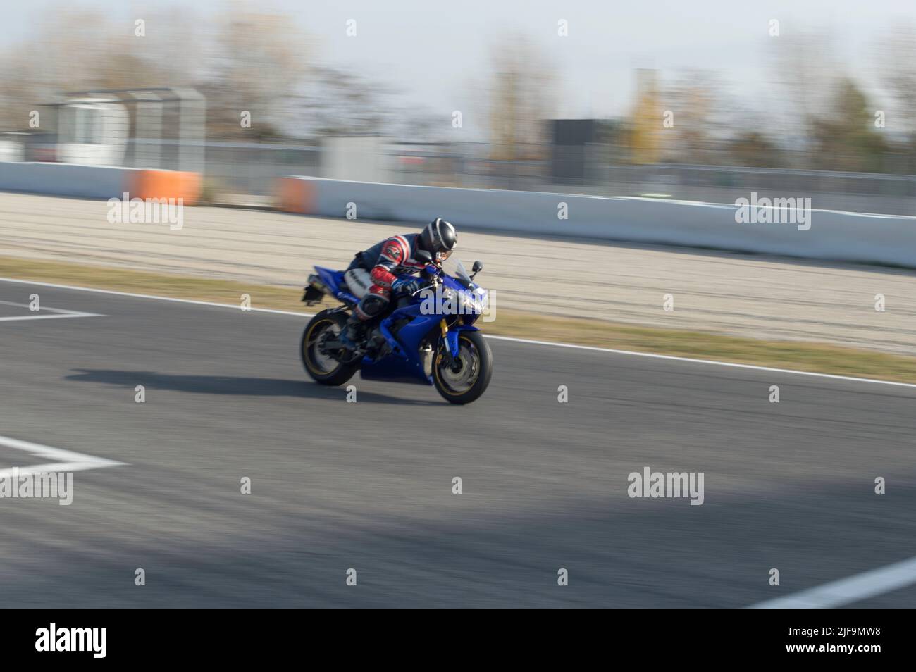 Modern fast sport motor bike in the track. Yamaha R1 Stock Photo - Alamy