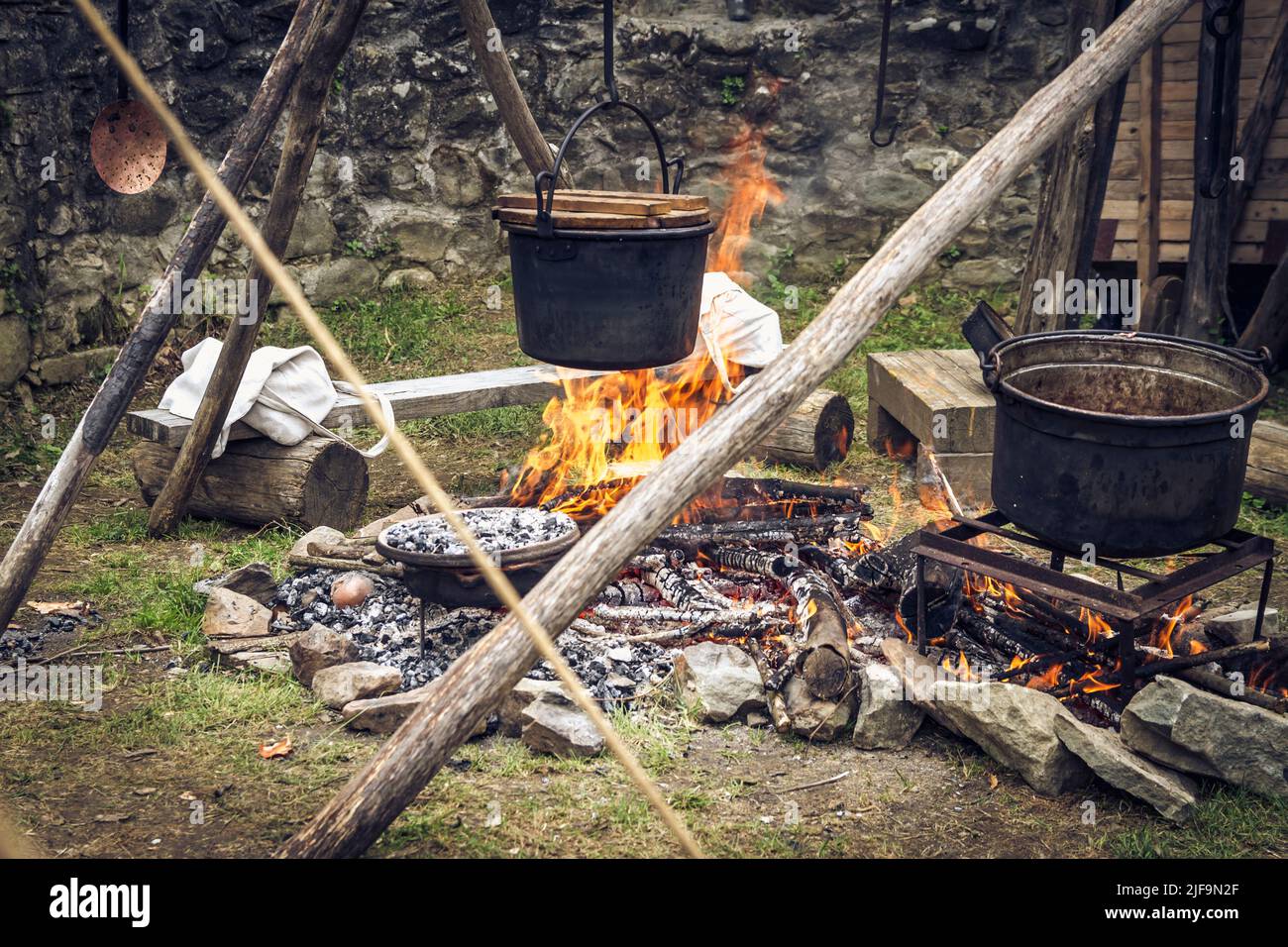 Customs and traditions in 13th century Italy. Cooking Stock Photo - Alamy