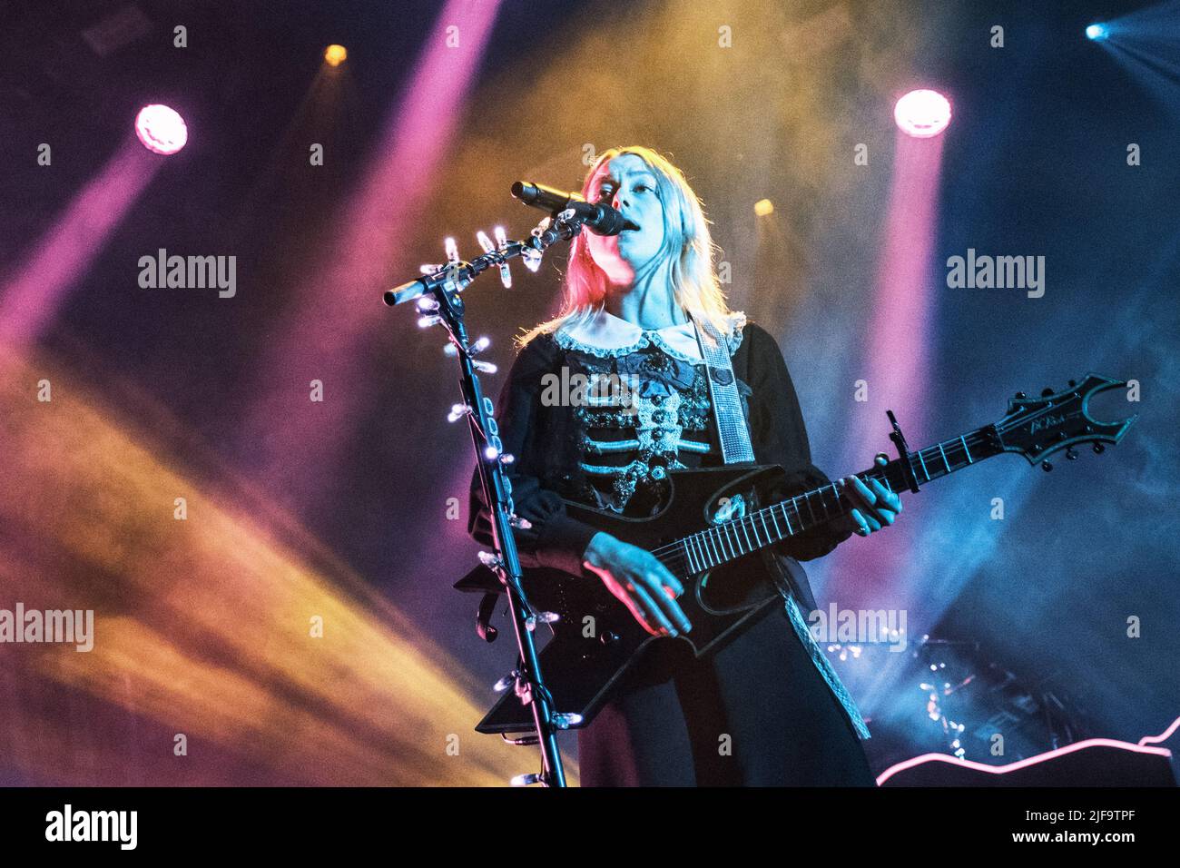 Phoebe bridgers 2022 hi-res stock photography and images - Alamy