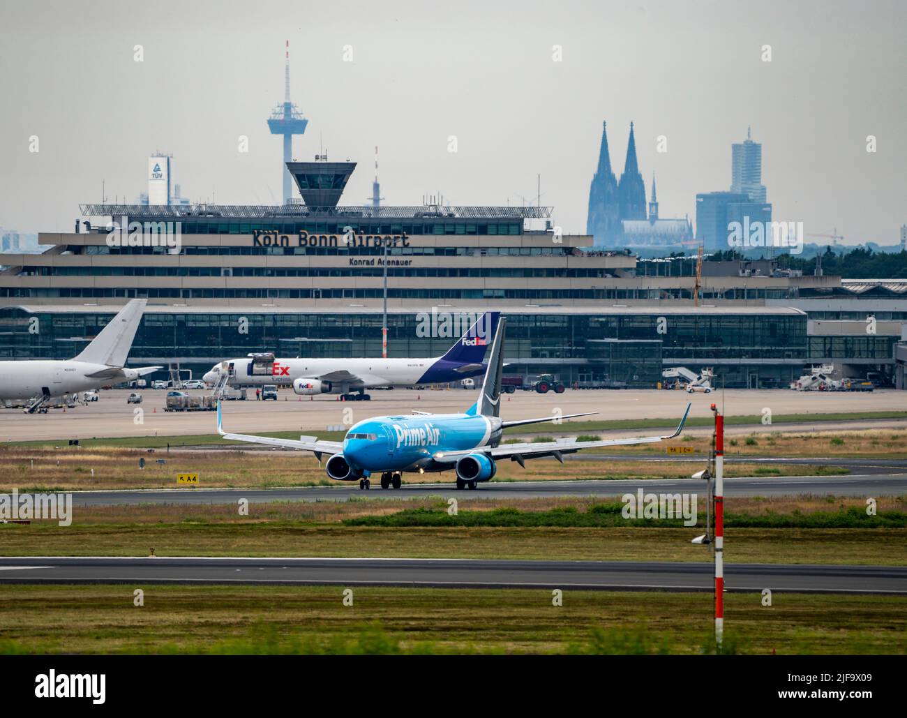 Cologne-Bonn Airport, CGN, Amazon Prime Air Boeing 737 after landing ...