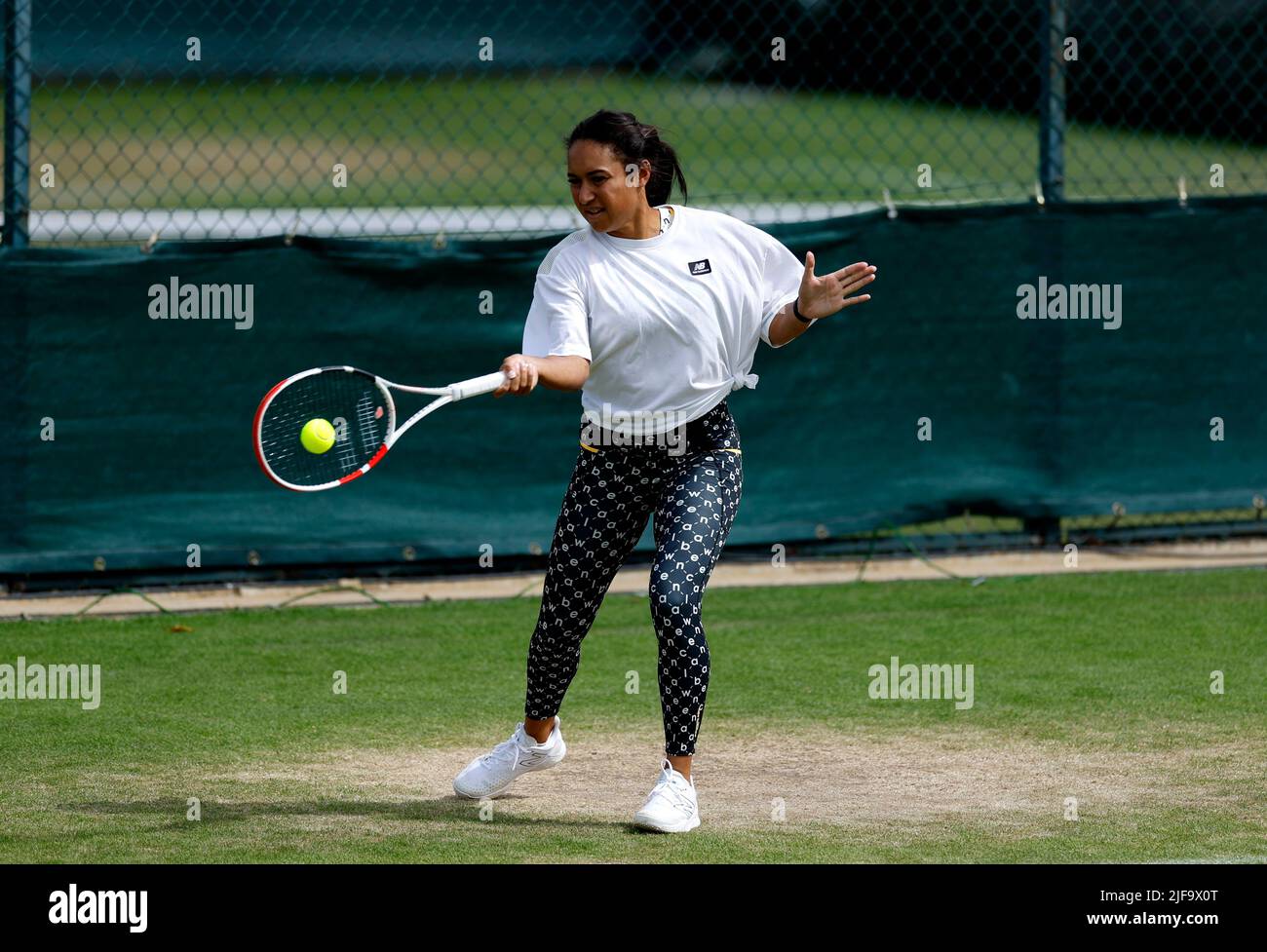 Heather watson wimbledon courts hi-res stock photography and images - Alamy
