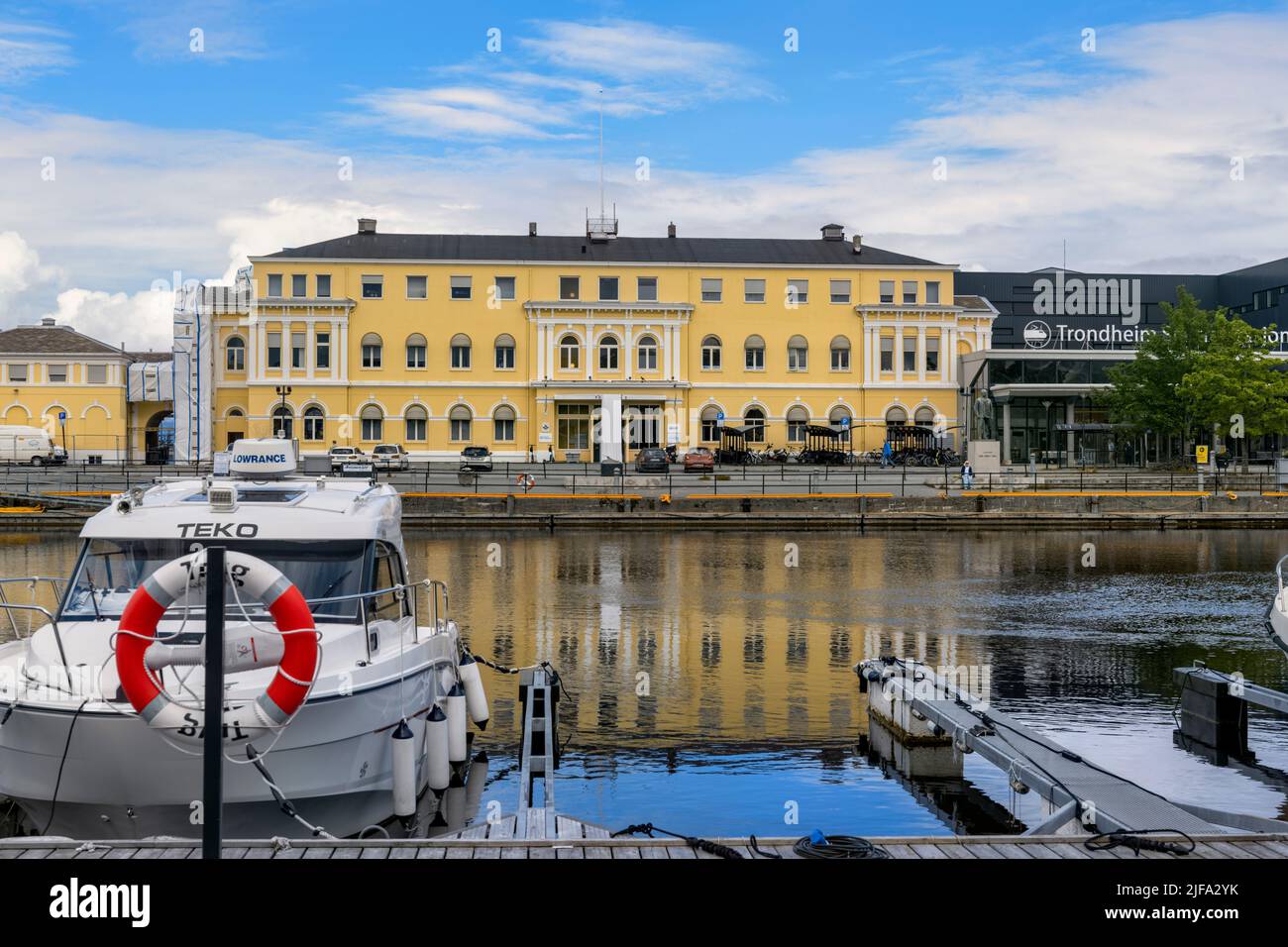 Colourful sentralstasjon hi-res stock photography and images - Alamy