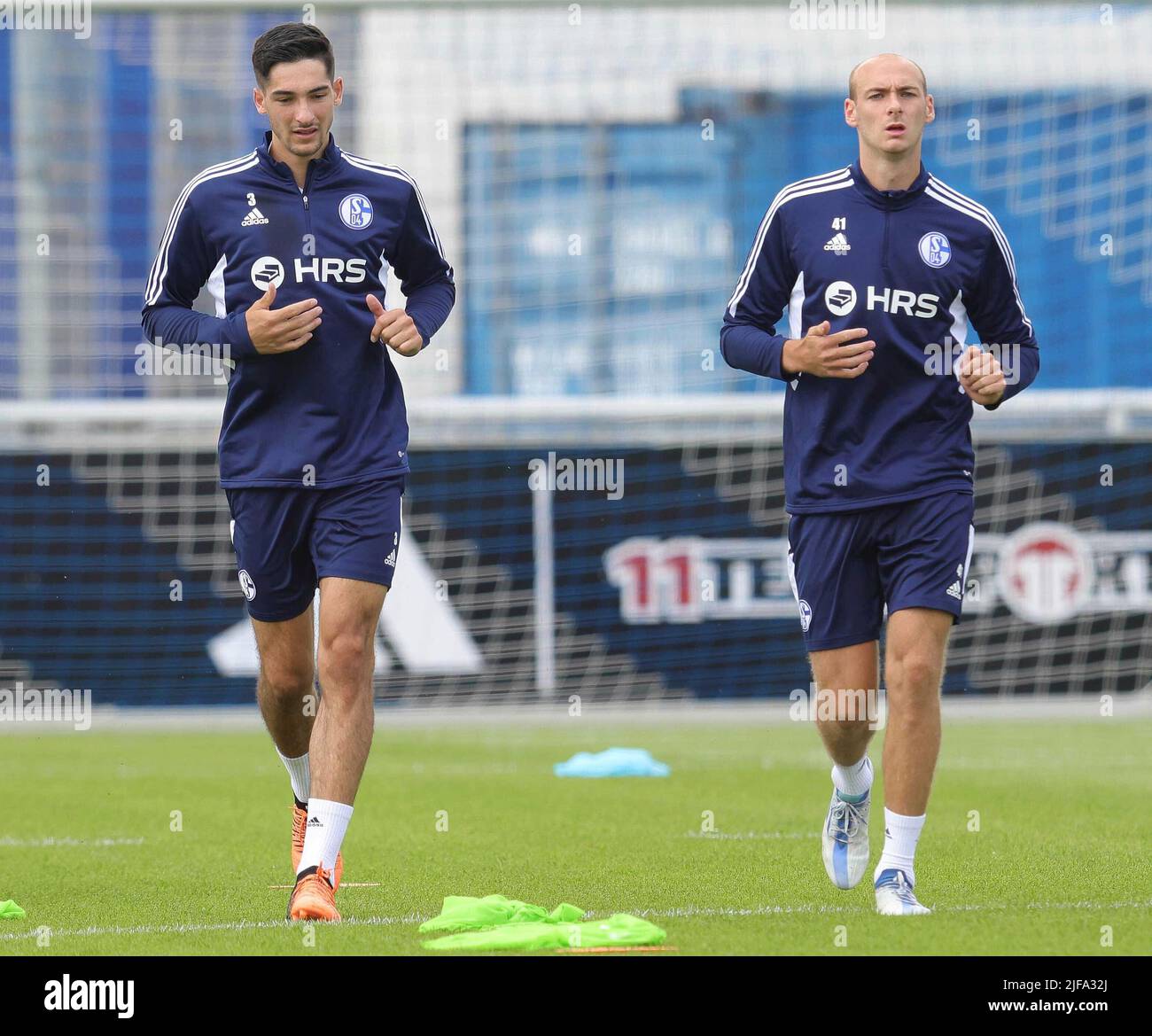 Leo greiml fc schalke 04 hi-res stock photography and images - Alamy