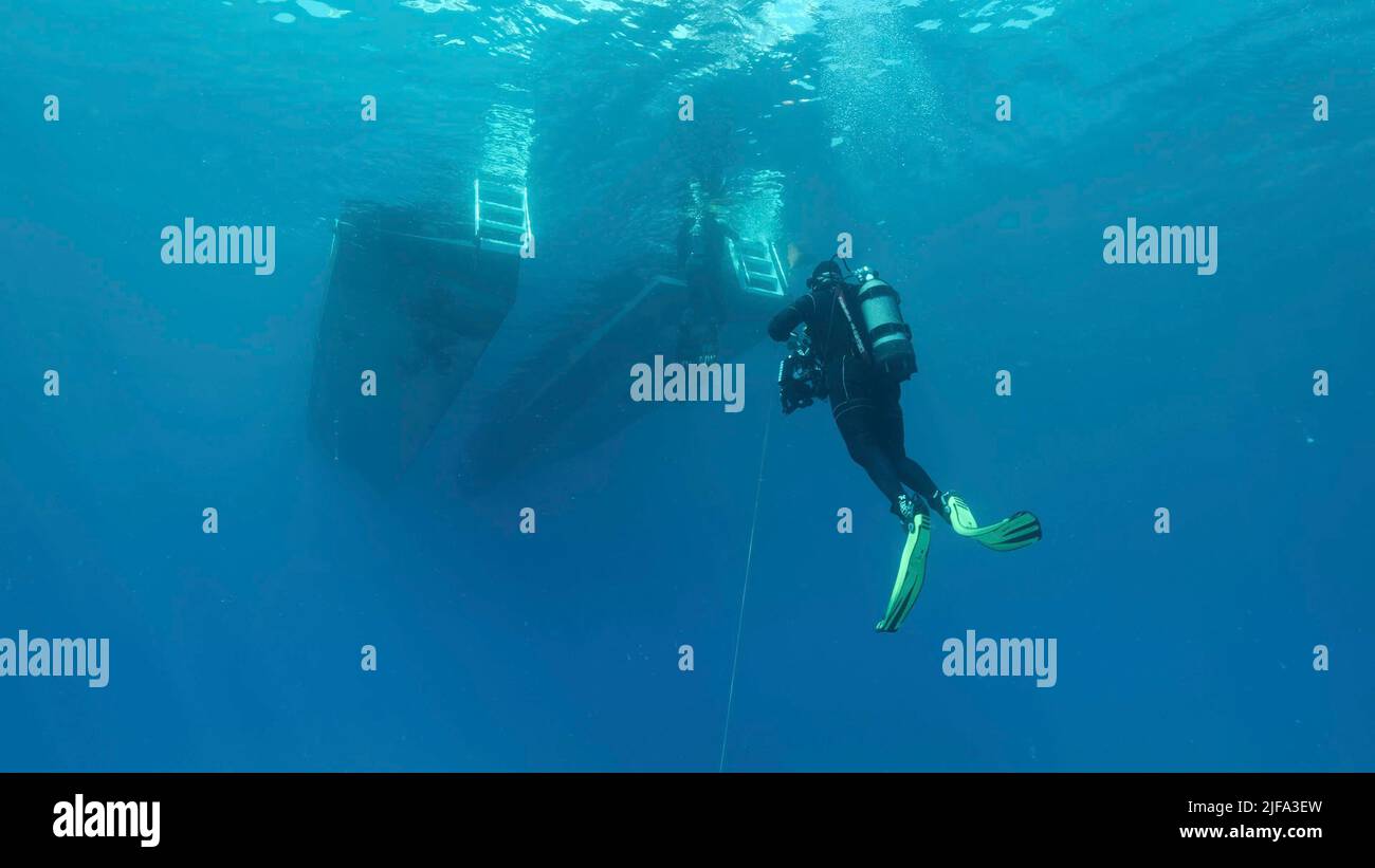 Diving in cyprus hi-res stock photography and images - Alamy