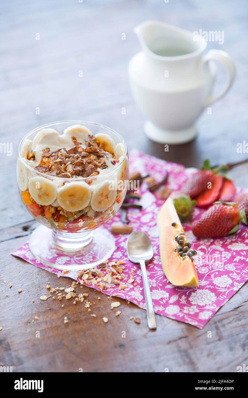 Cereal recipes with fruits and nuts Stock Photo - Alamy