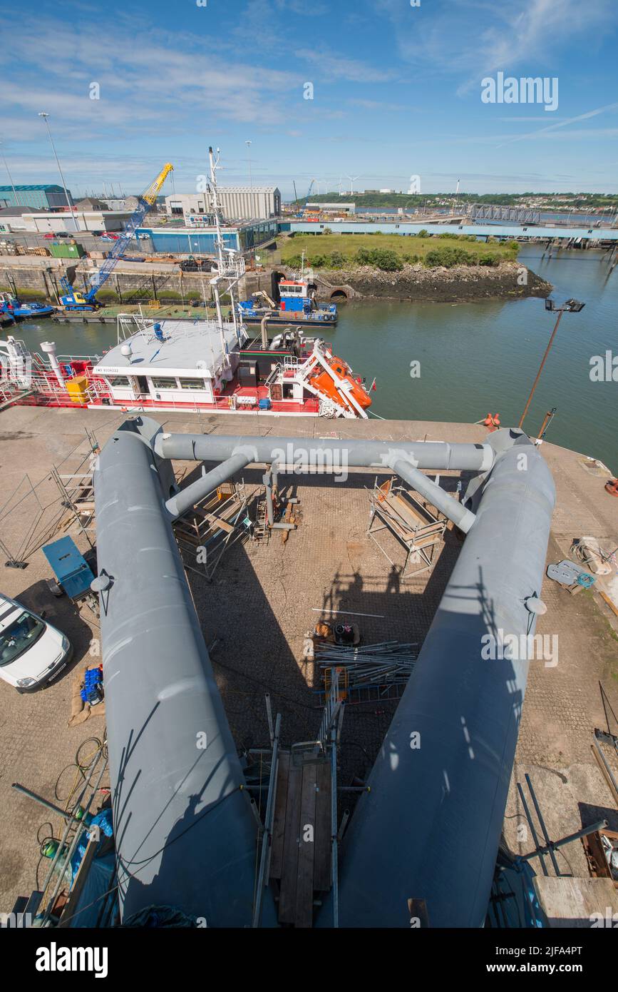 Fabrication of Deltastream tidal energy device at Pembroke Dock 2014 ...