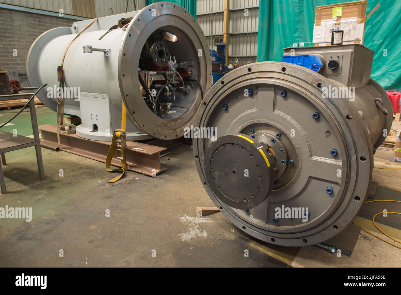 Fabrication of Deltastream tidal energy device at Pembroke Dock 2014 ...