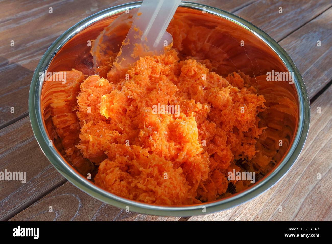 Southern German cuisine, preparation walnut cake with beetroot ...