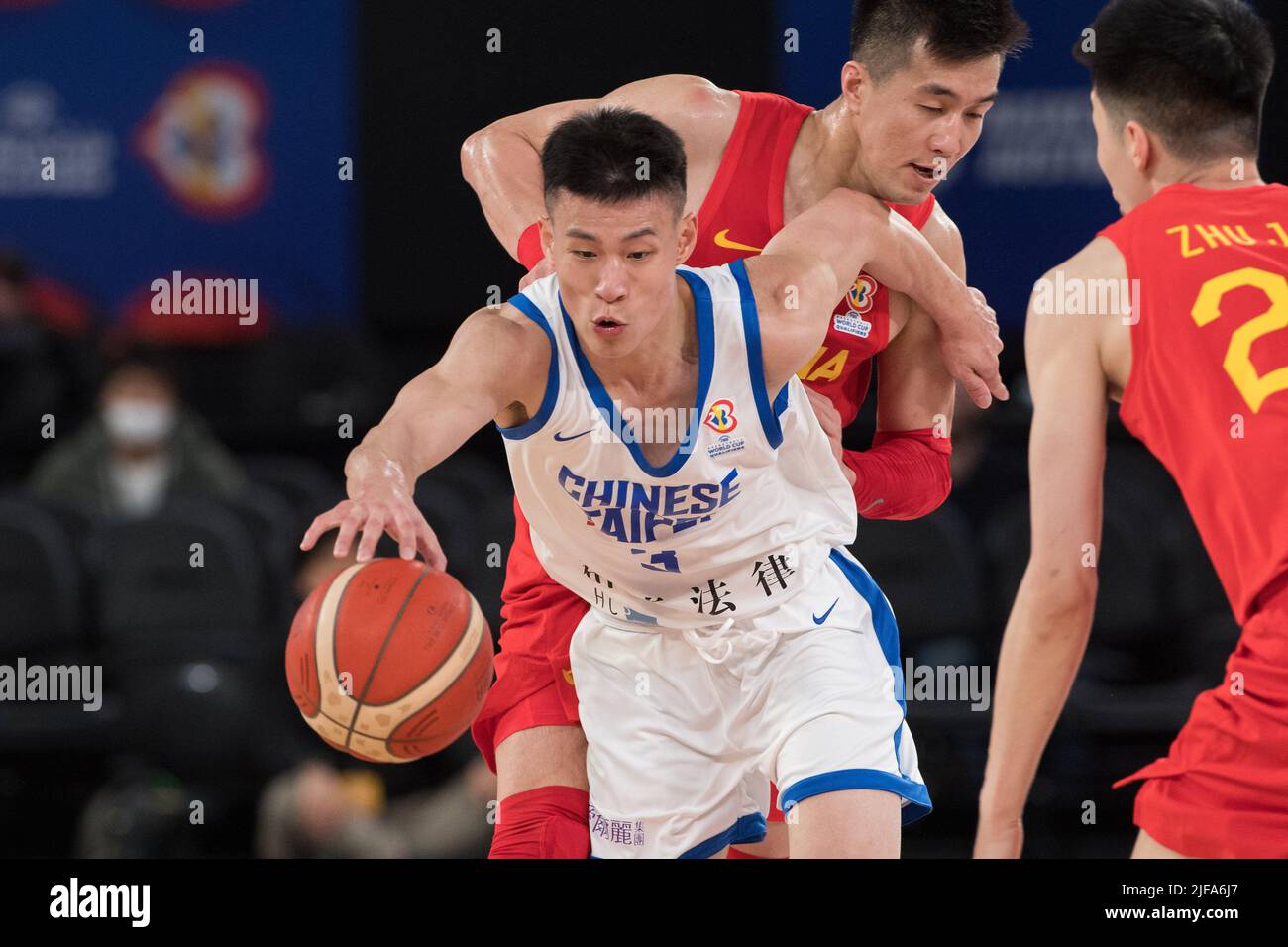 Melbourne, Australia. 01st July, 2022. Bing Sheng Lin (C) of Chinese ...