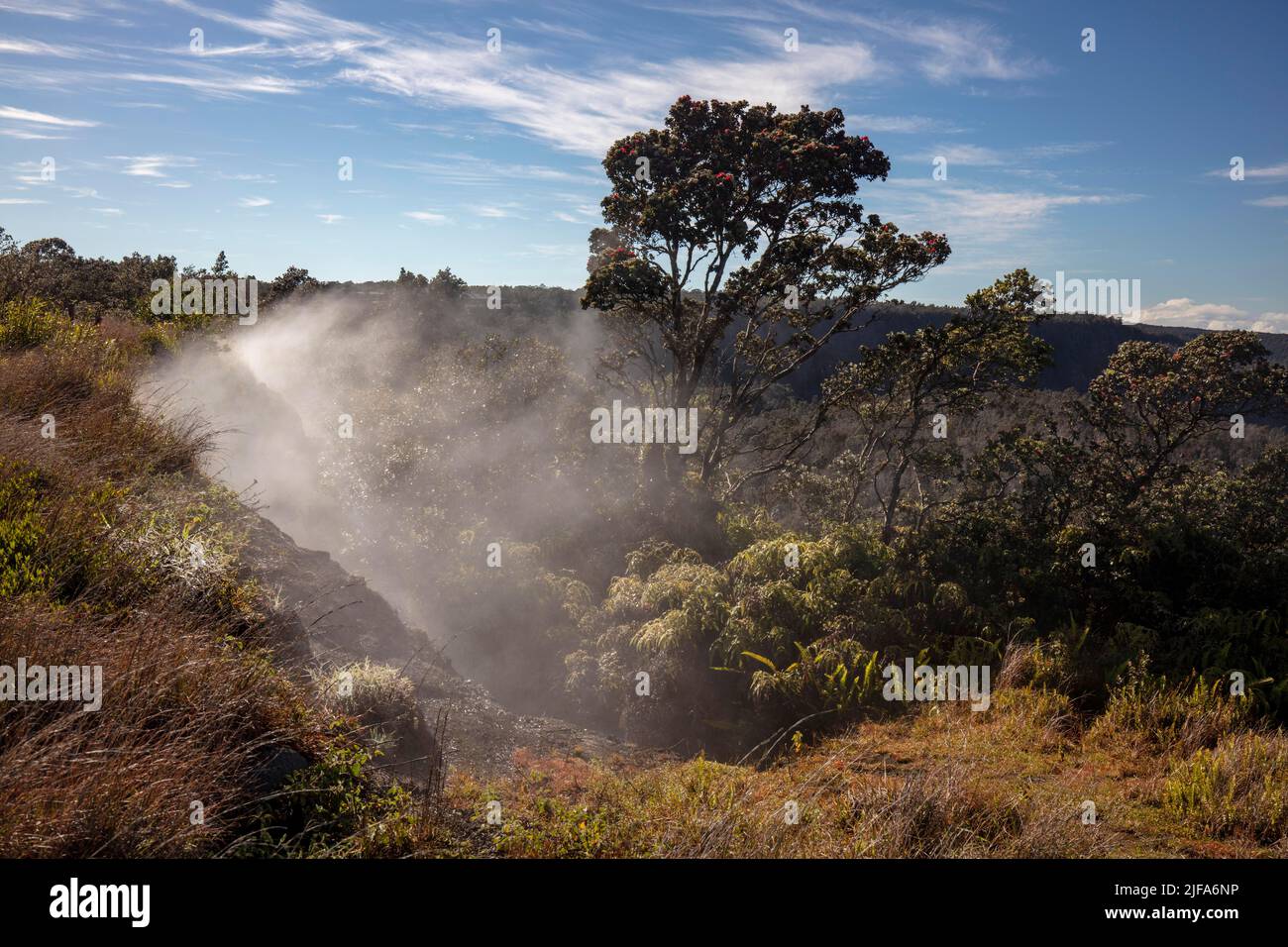 Steam Vents, volcanic fumes, Kilauea Volcano, Hawai'i Volcanoes ...