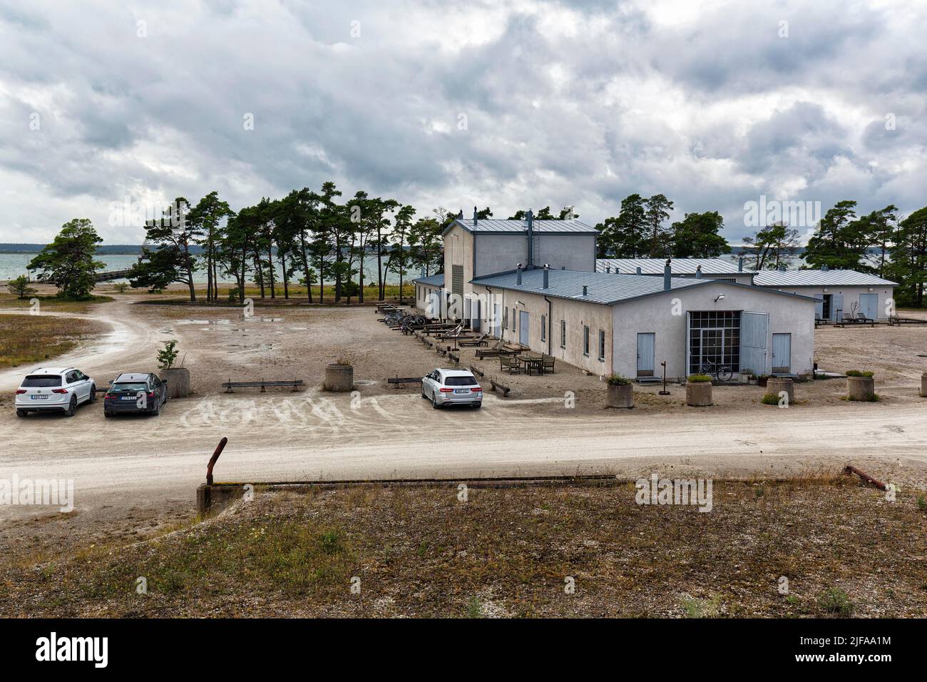 Design hotel with parking, hotel factories, former limestone factory ...