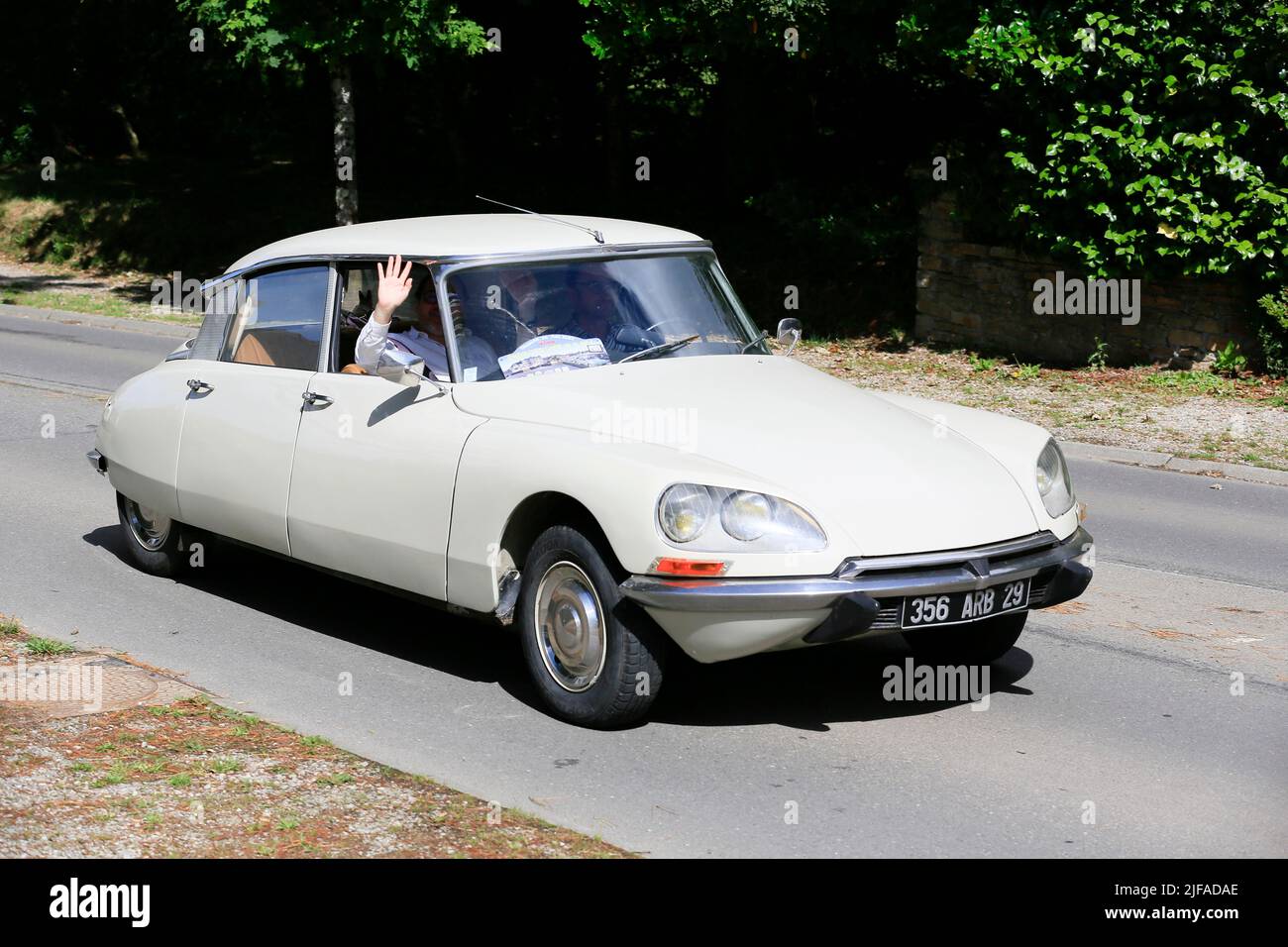 Vintage citroen ds car hi-res stock photography and images - Alamy