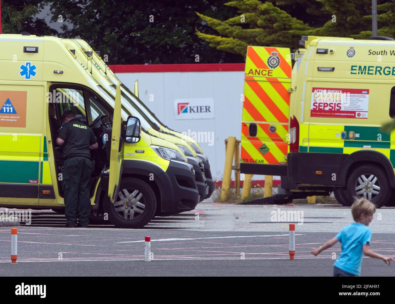 Royal cornwall hospital ambulance hi-res stock photography and images ...