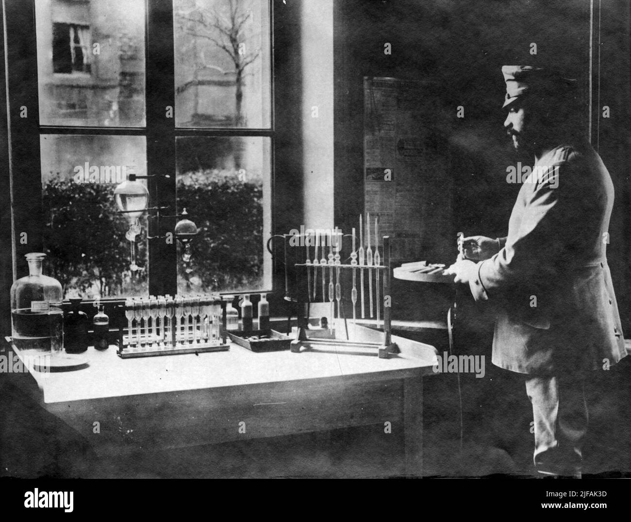 First World War: The laboratory in a German field dairy, which supplies ...