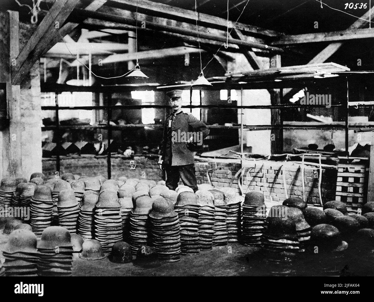 First World War: manufacturing steel helmets in a factory in Lüceck ...