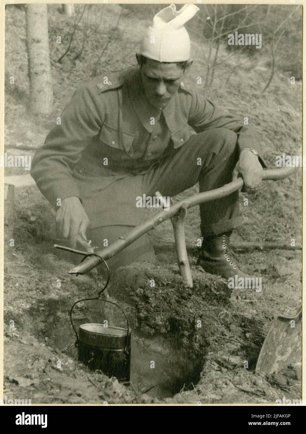 Army cookhouse hi-res stock photography and images - Alamy