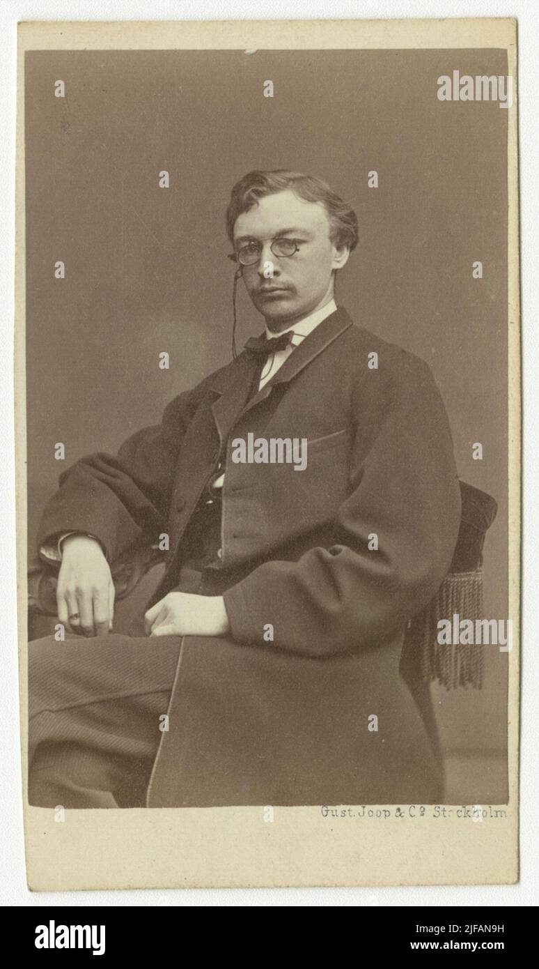 Portrait of Johan Albert Amundson, officer at the Road and Water ...