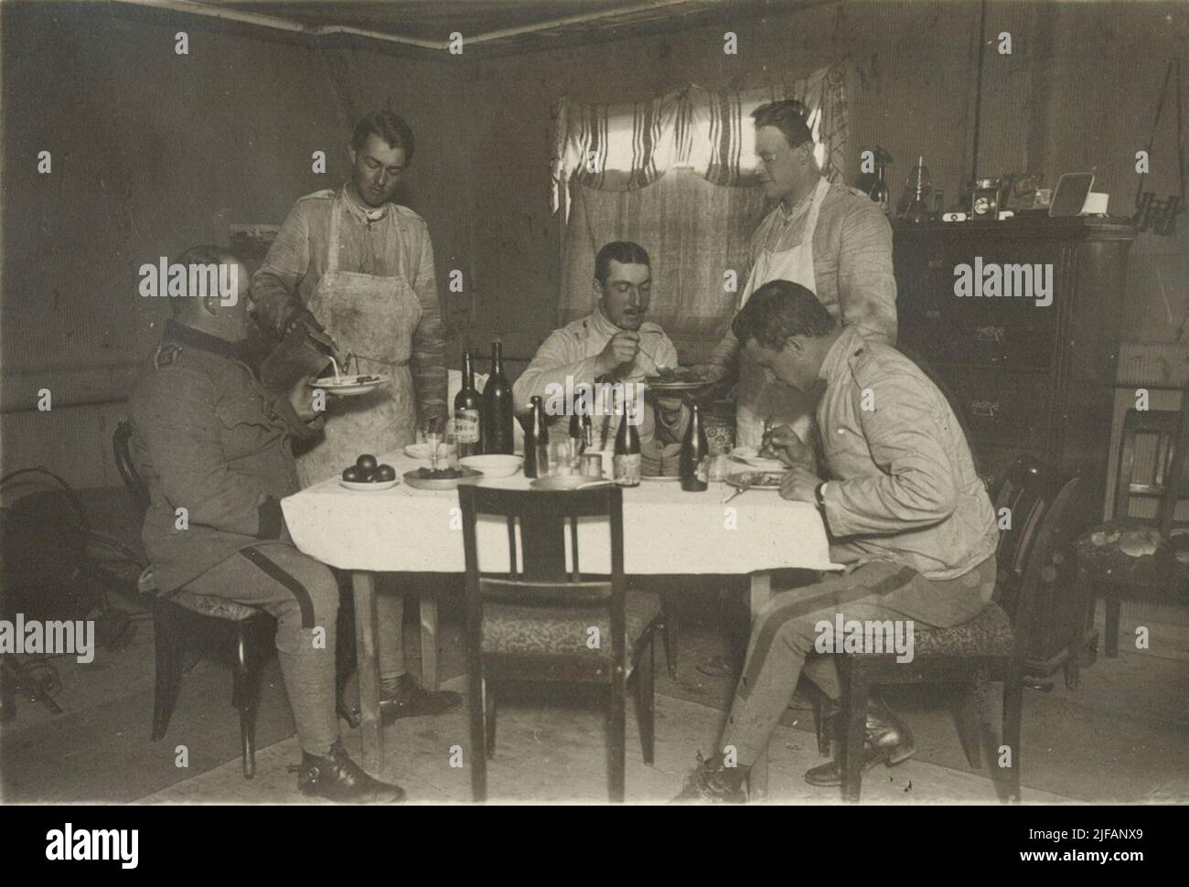 Meal with soldiers from position artillery regiment A 9 around the ...