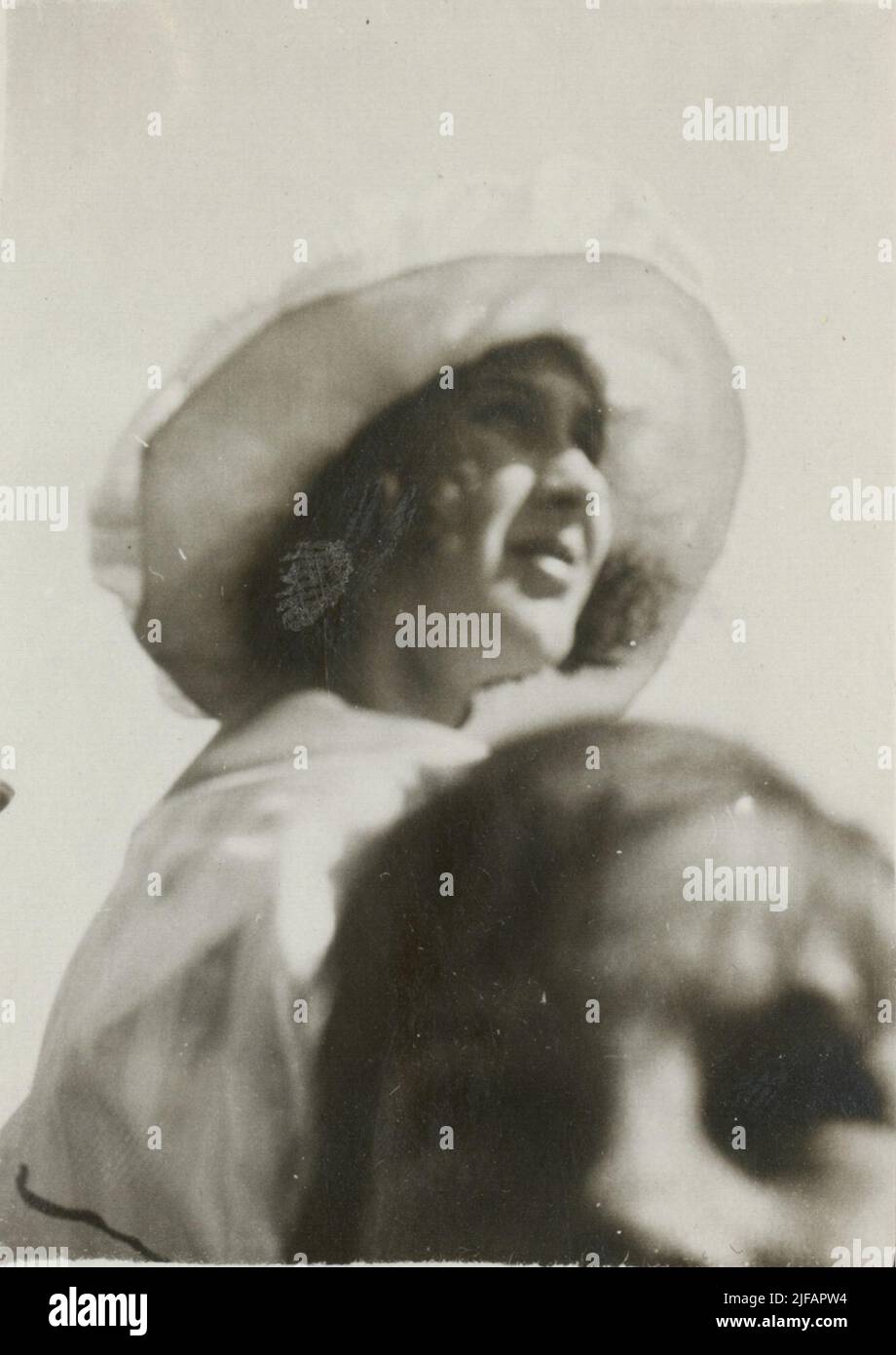 Portrait of an unknown woman Stock Photo - Alamy