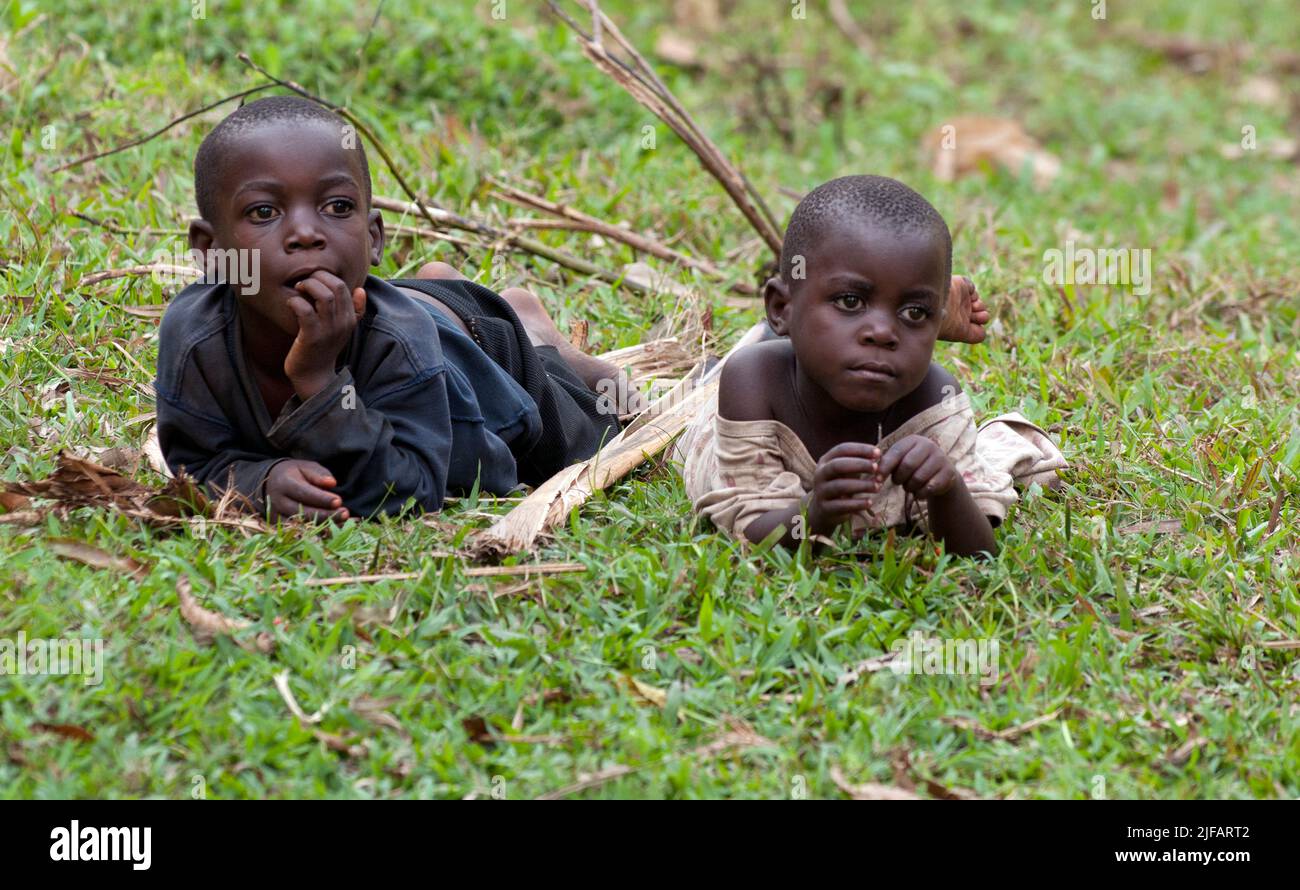 Uganda pygmies hi-res stock photography and images - Alamy