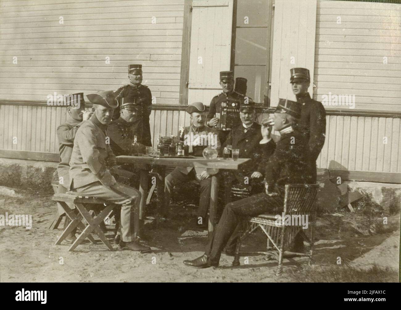 Outside the small officer pavilion in the summer of 1907 Stock Photo ...